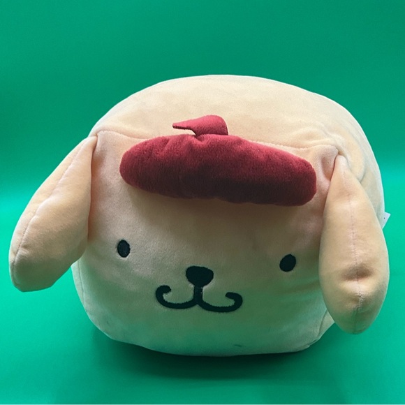 Sanrio | Other | 22 Rare Universal Studios Exclusive Sanrio Pompompurin ...